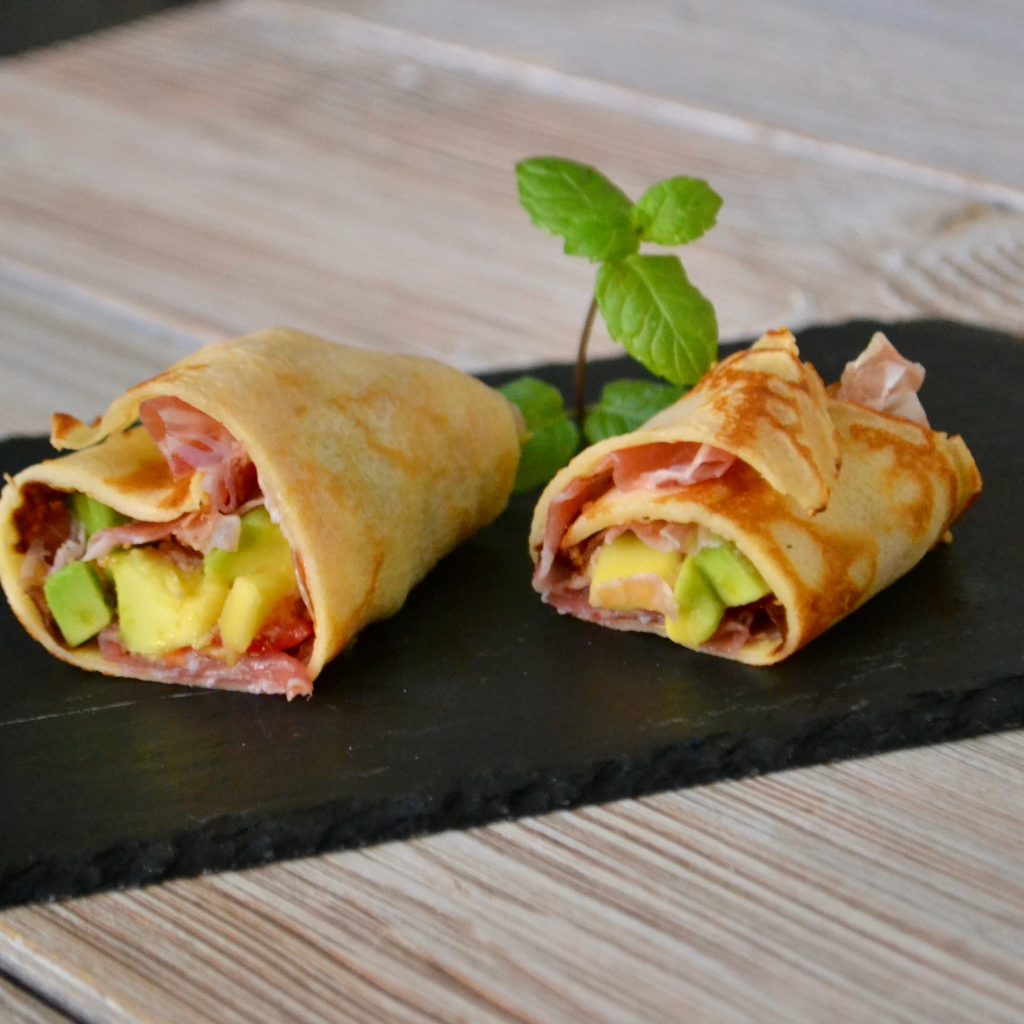 Crêpes con avocado, pancetta, tonno e pomodorini - Rossetto e ...